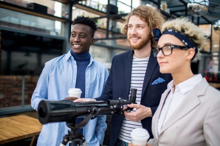 Critical Thinking Definition & Know 5 Ways To Build Critical Thinking ...