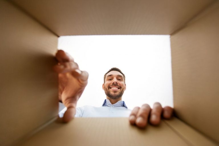 How to Be More Social - 10 Ways To Improve Social Skills & 5 Things To ...