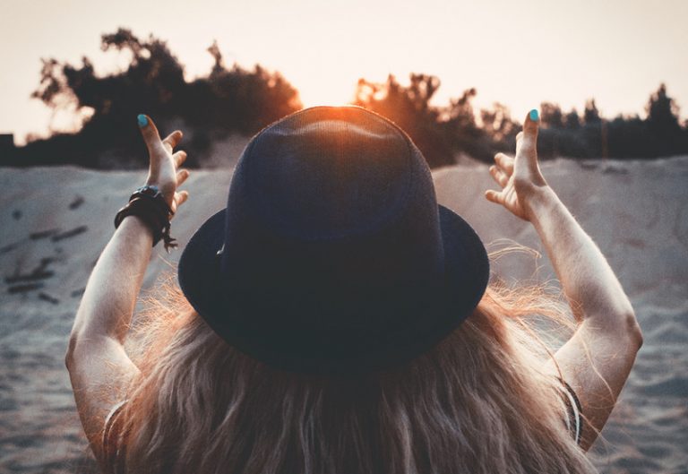 Know How To Be Present in 10 Amazing Ways | TheMindFool